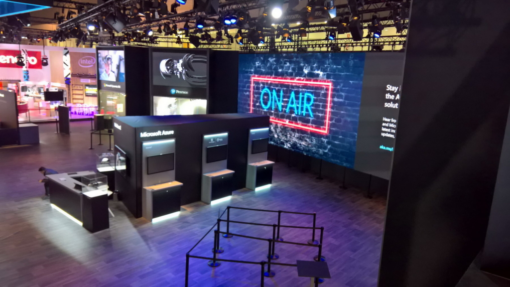 Microsoft Exhibition Stand at MWC | High-Tech Custom Stand